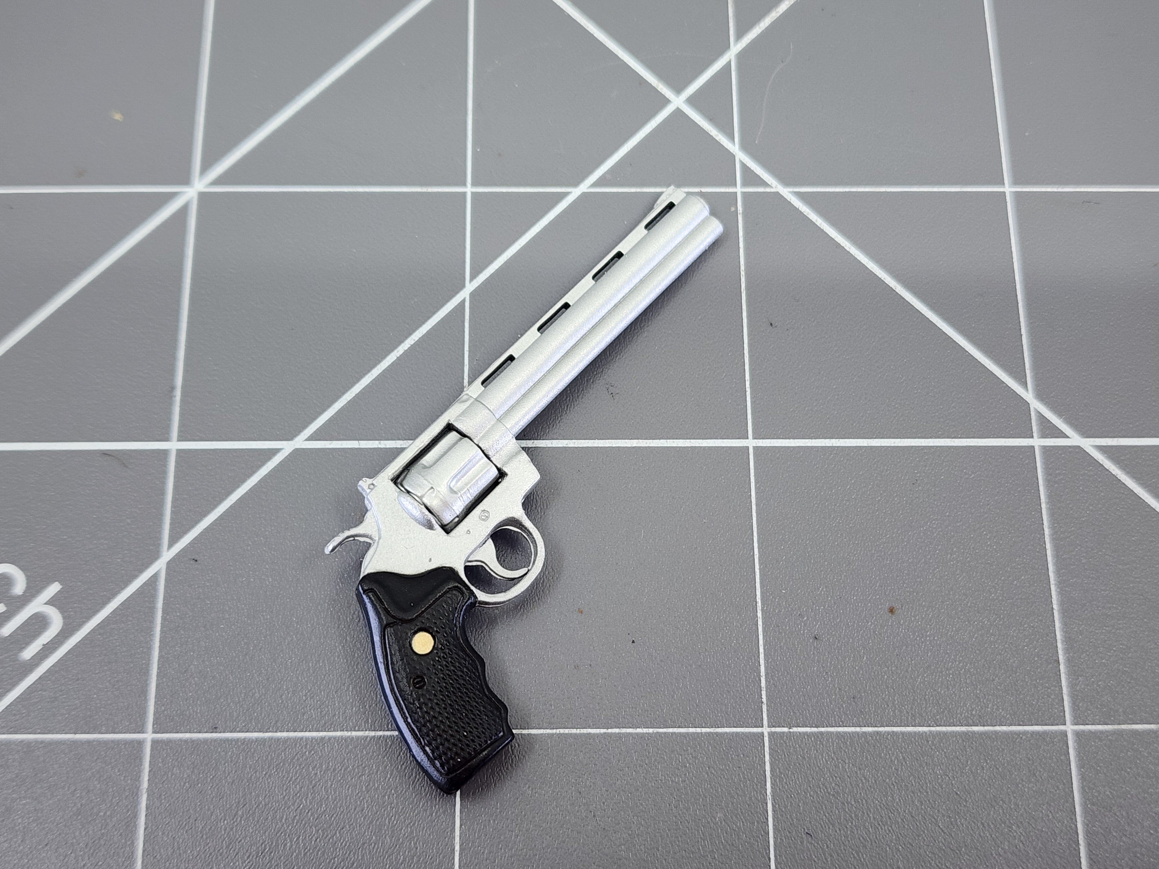 BAM 1/6 Python Revolver – BlackOpsToys