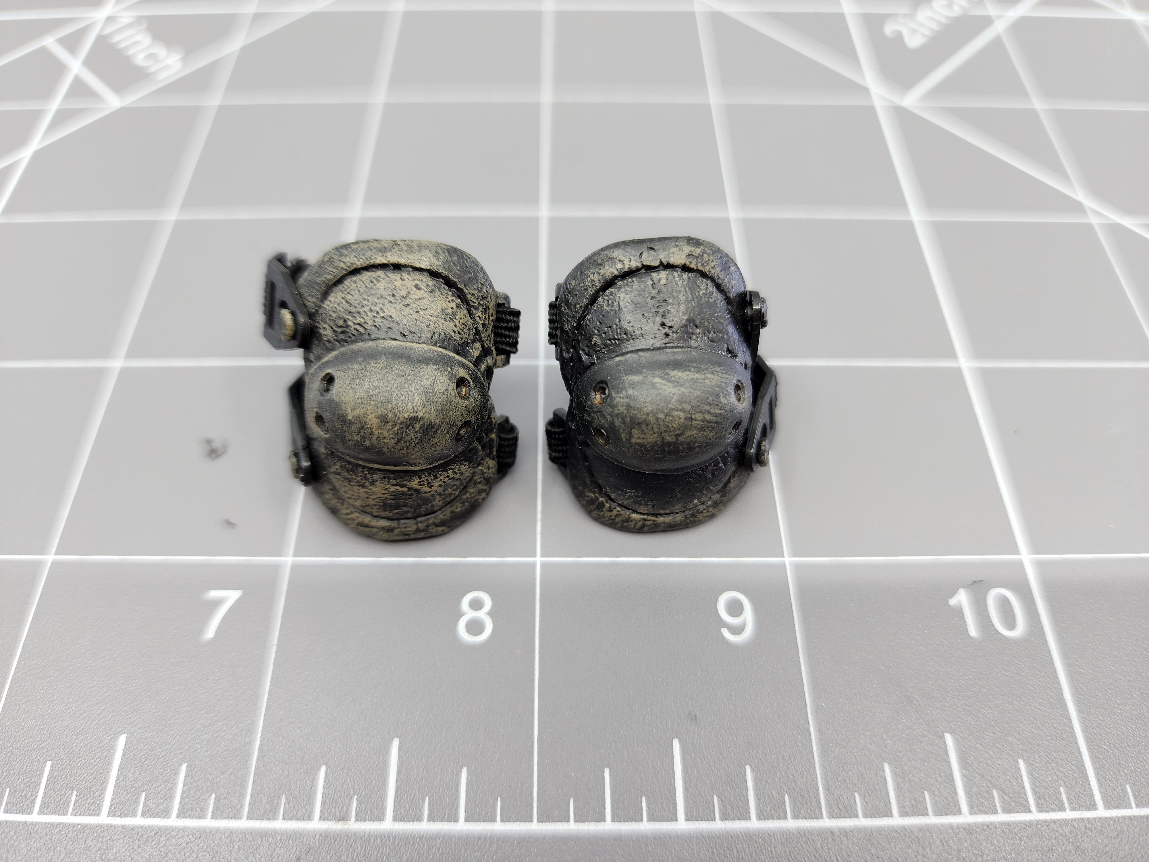 BAM 1/6 Elbow Pads (Hot Toys) – BlackOpsToys