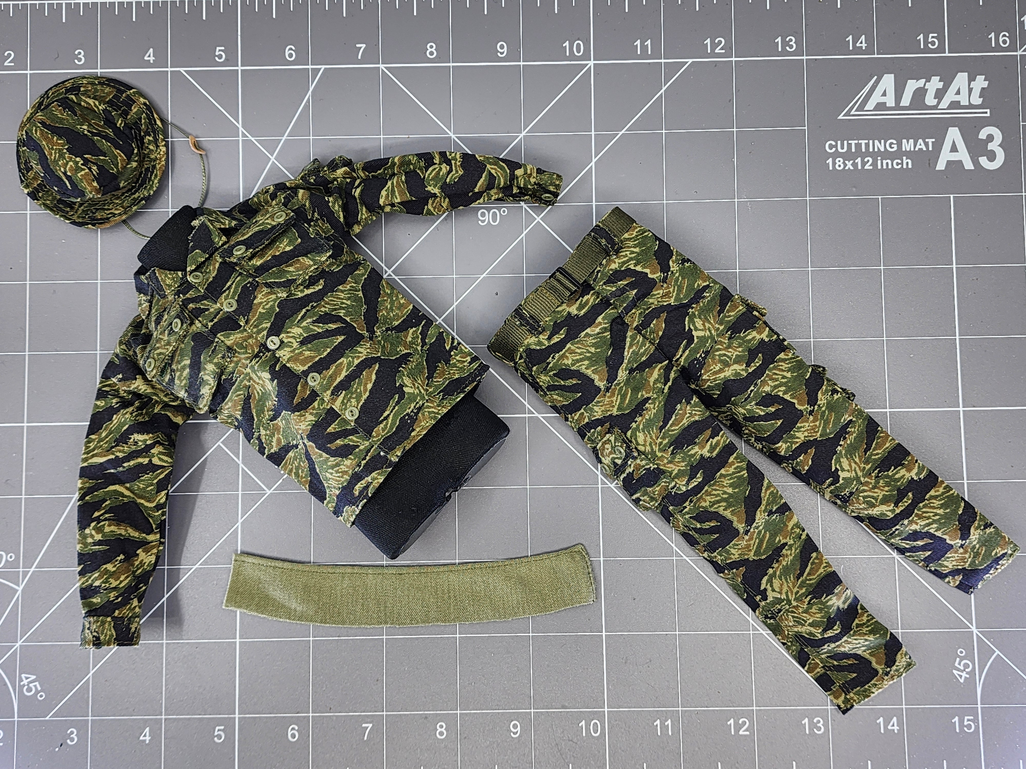 BAM 1/6 Vietnam Tiger Stripe Camo Uniform W/ Boonie Hat (Toy Soldier ...
