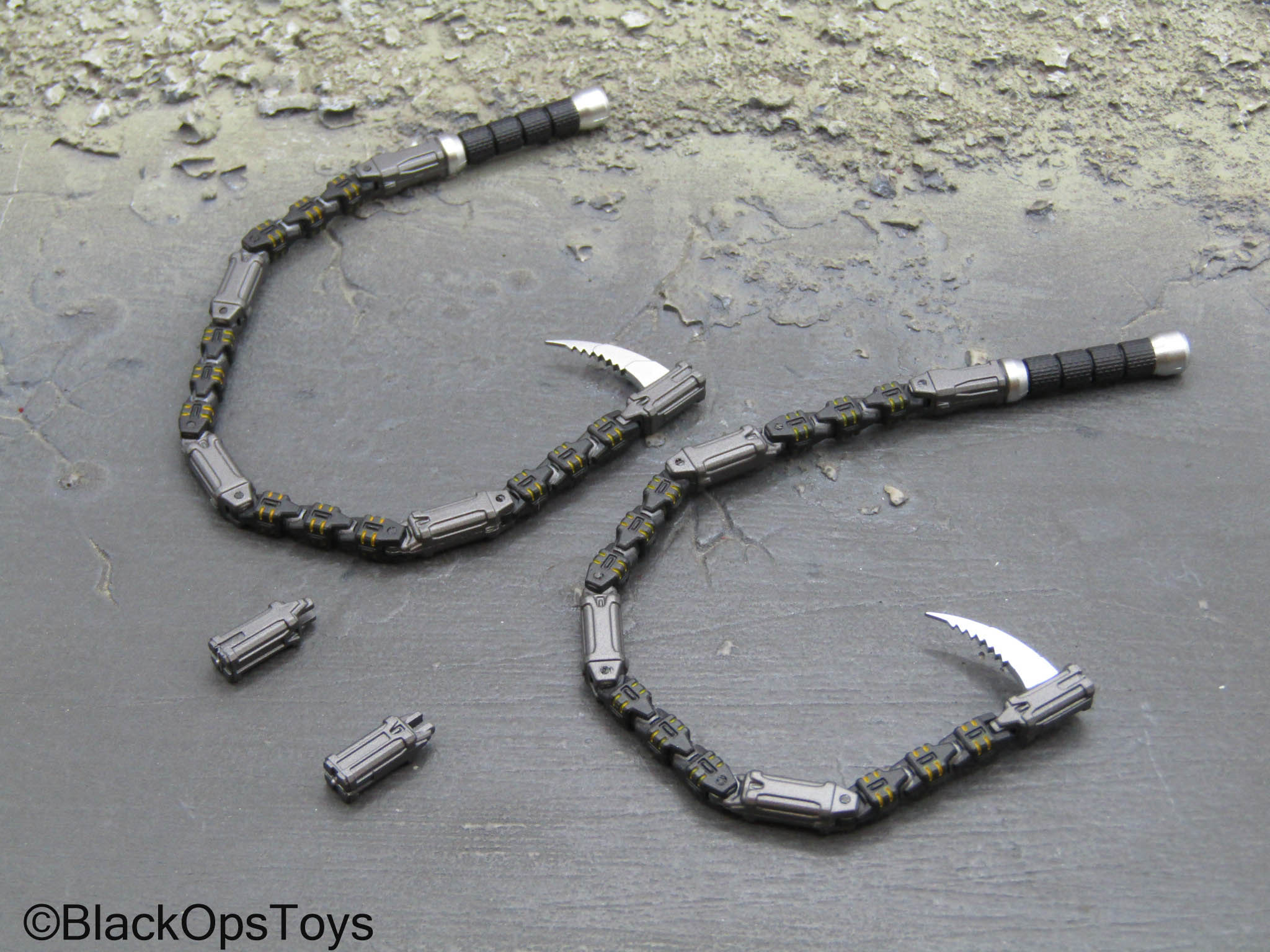 Black Widow - Natasha Romanov - Poseable Ice Pick Batons w/Stun Tips ...