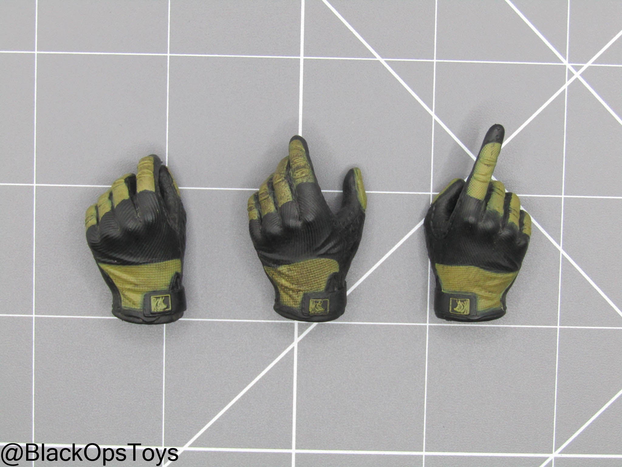 Bravo 0-7 Strike - Gloved Hand Set (x3) – BlackOpsToys