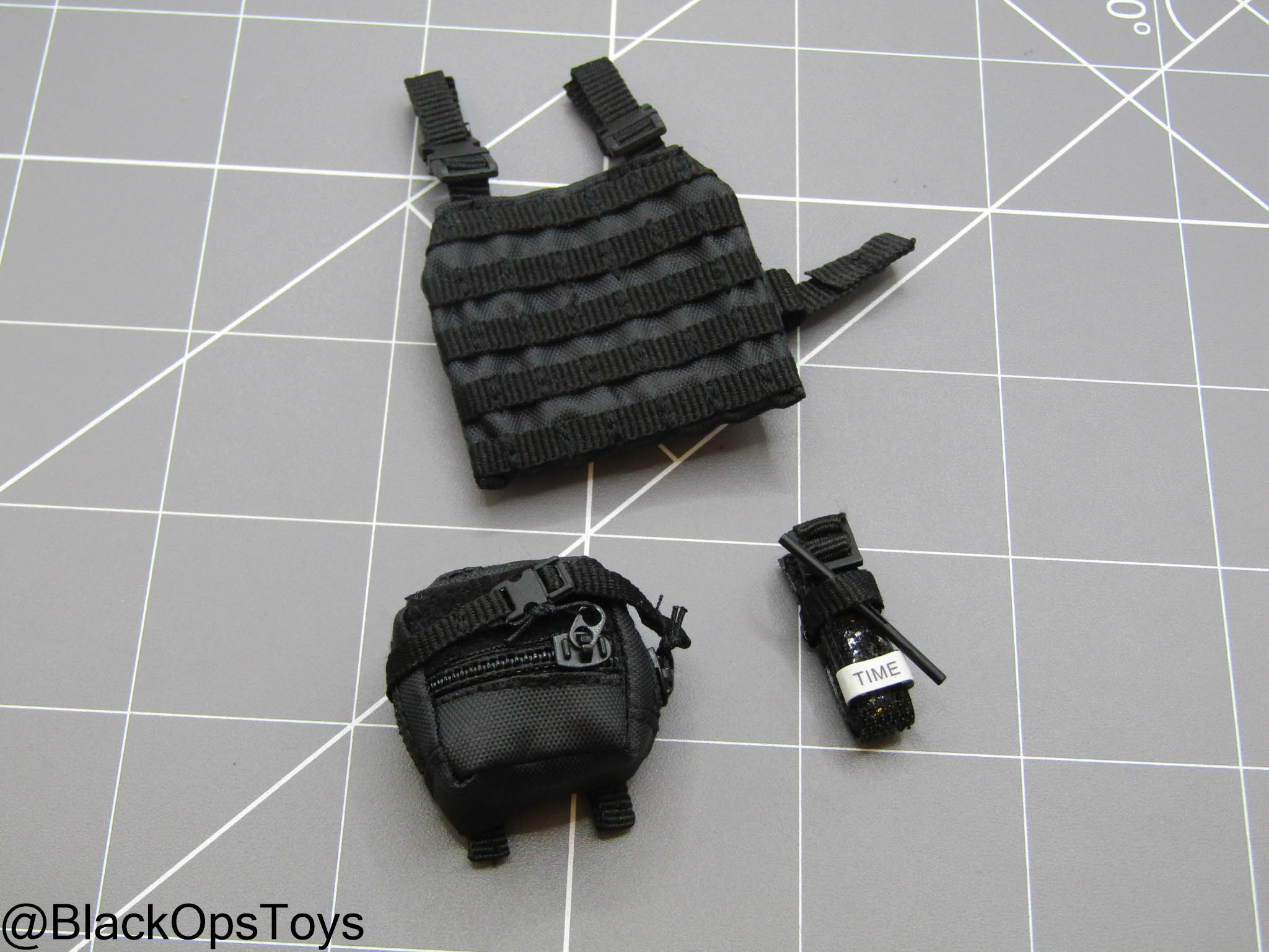 Bravo 0-7 Strike - Drop Leg MOLLE Platform w/IFAK Pouch & Tourniquet ...