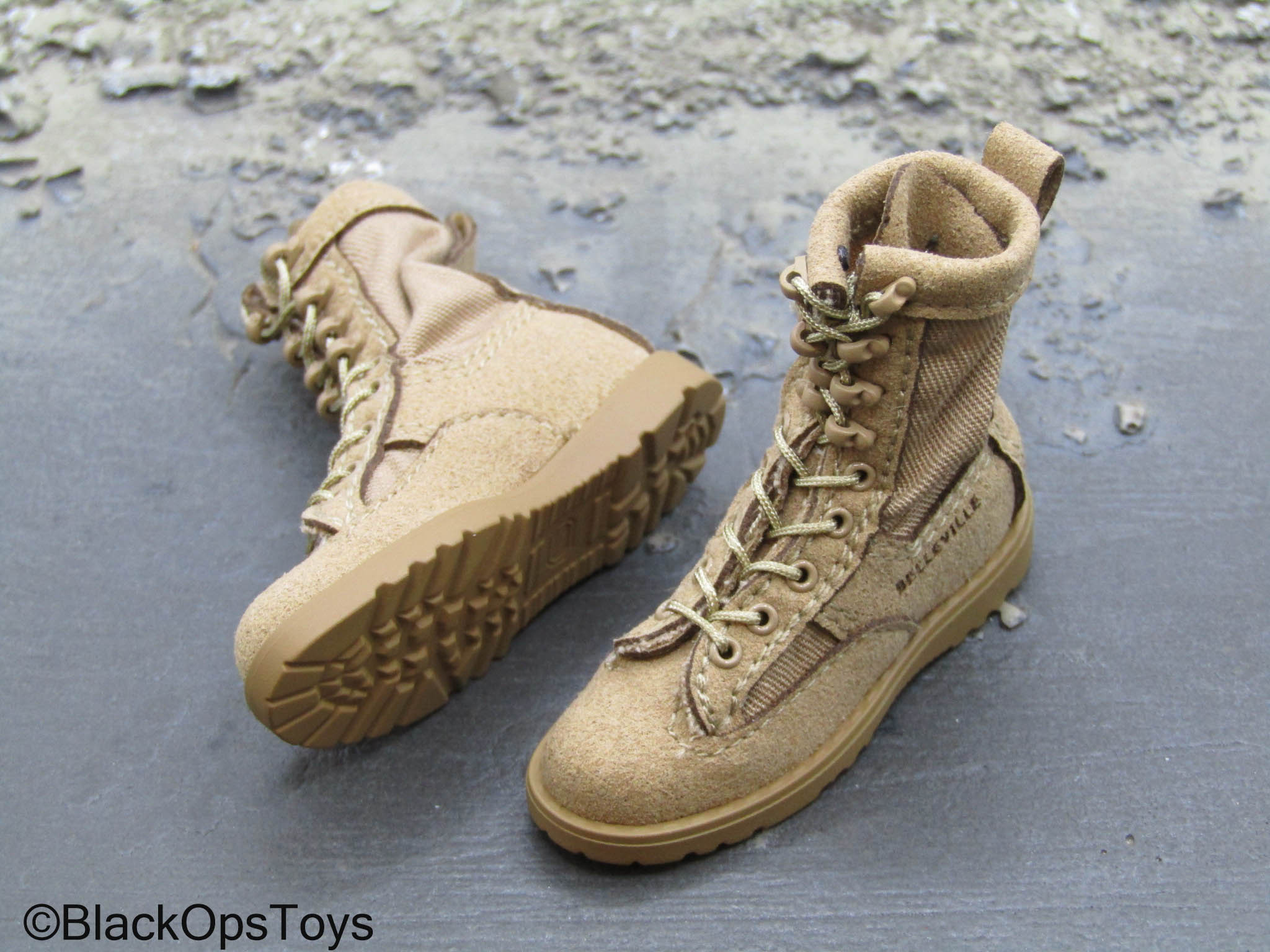Tan Combat Boots With Spikes