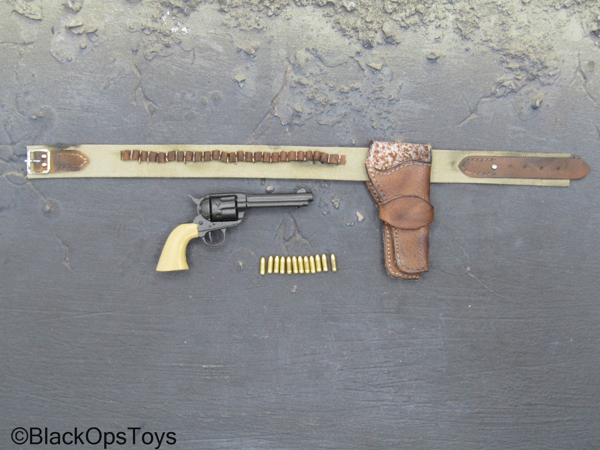 Western Set - John Wayne Colt .45 Peacemaker w/Leather Gun Belt ...