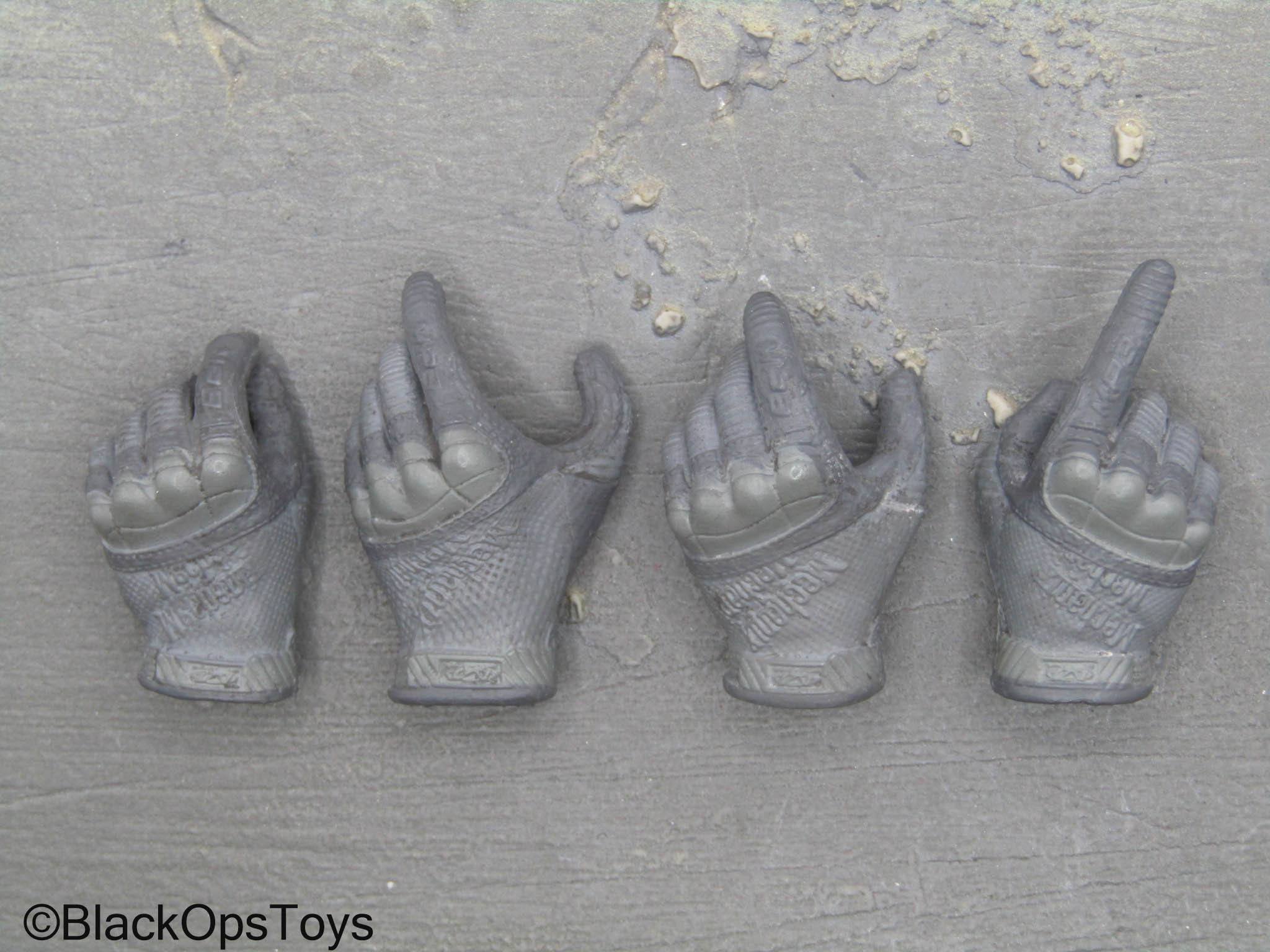 Dutch DS1 Riot Shield Version - Grey Gloved Hand Set – BlackOpsToys