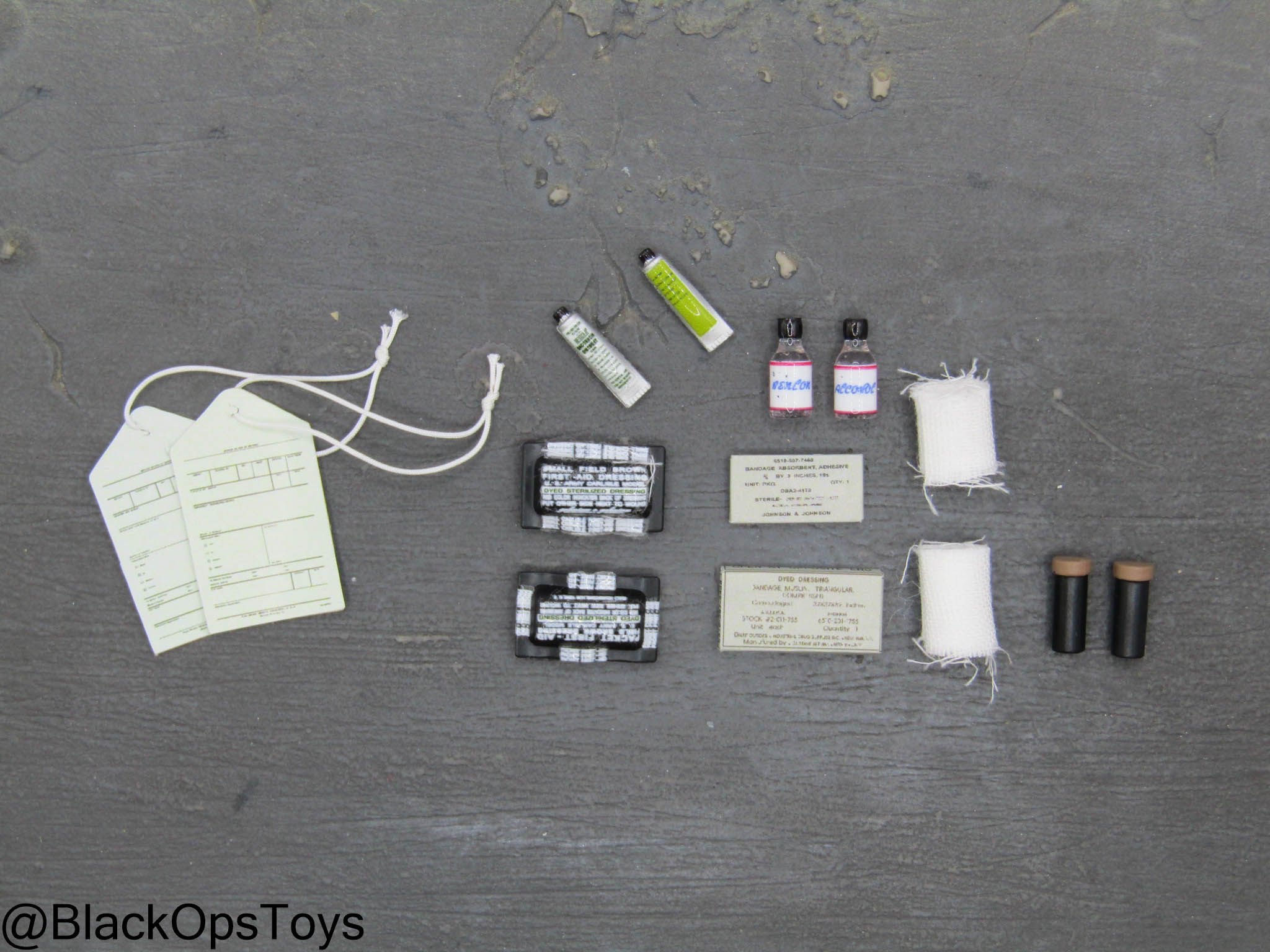 Vietnam War - Hospital Corpsman - Medical Supplies Set – BlackOpsToys