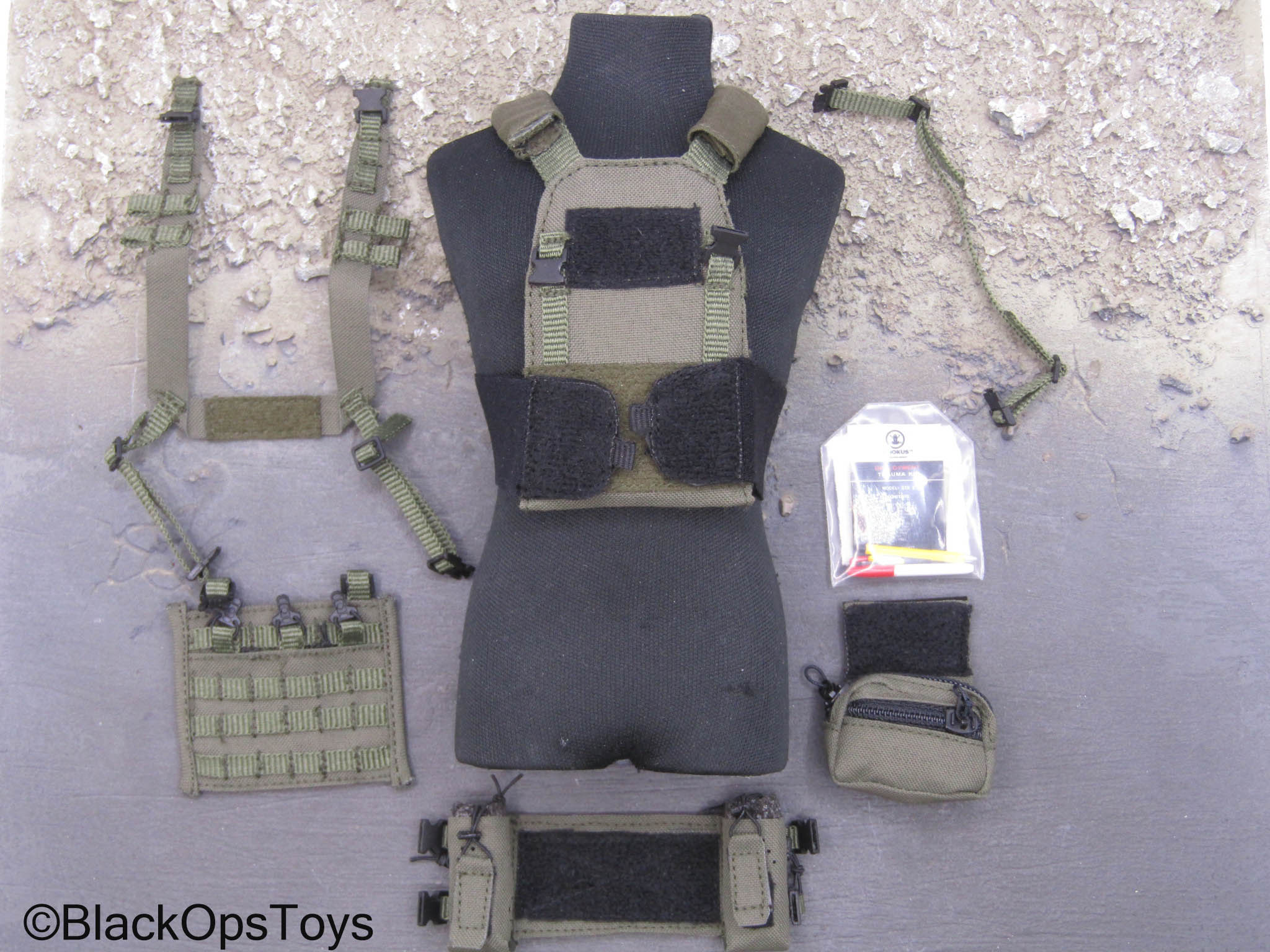 ZERT - Deathridge Remastered - Green Body Armor Vest w/Gear Set ...