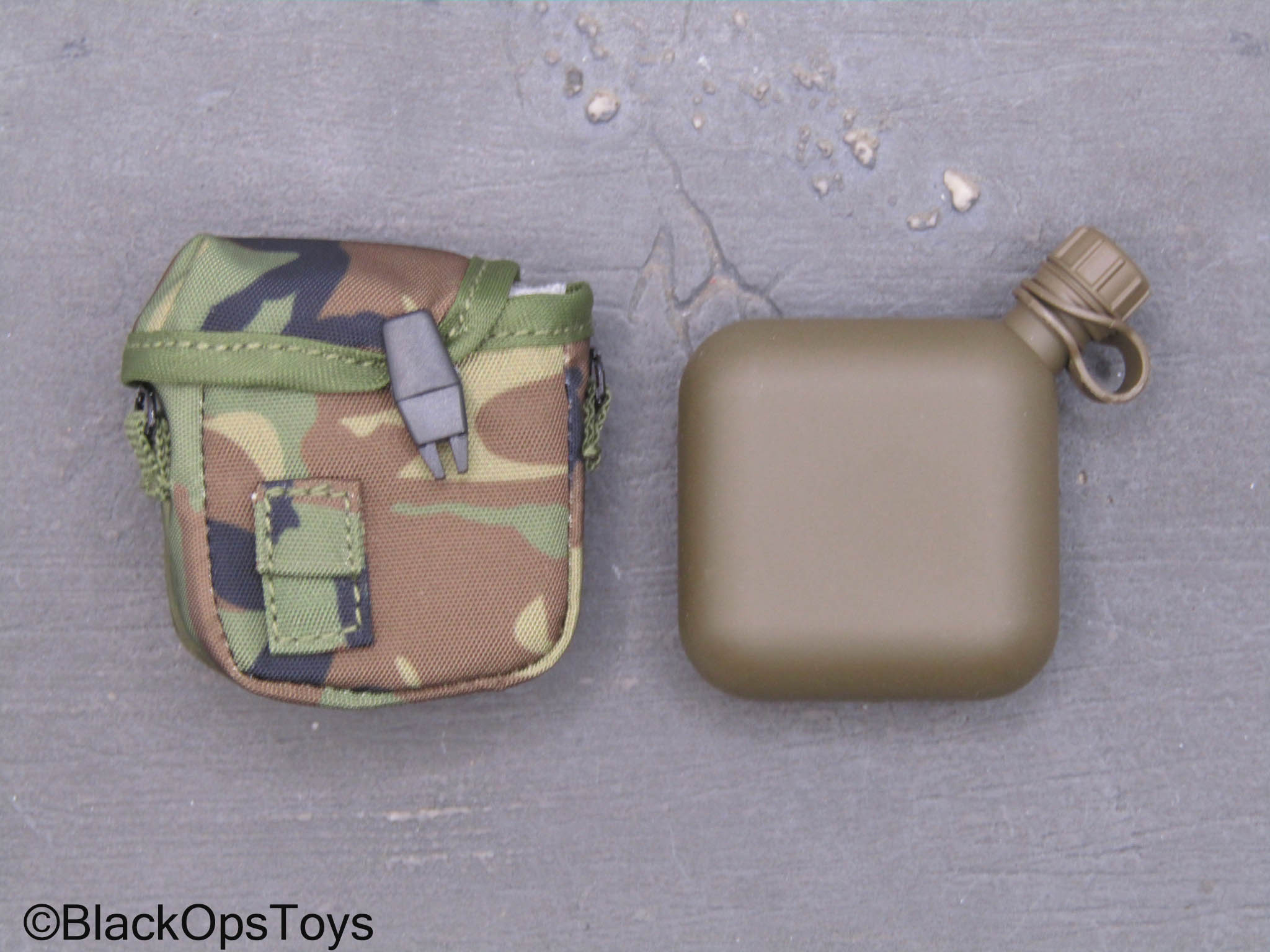 75th Ranger Regiment Airborne Ltd. - Flask w/Woodland Camo Pouch ...