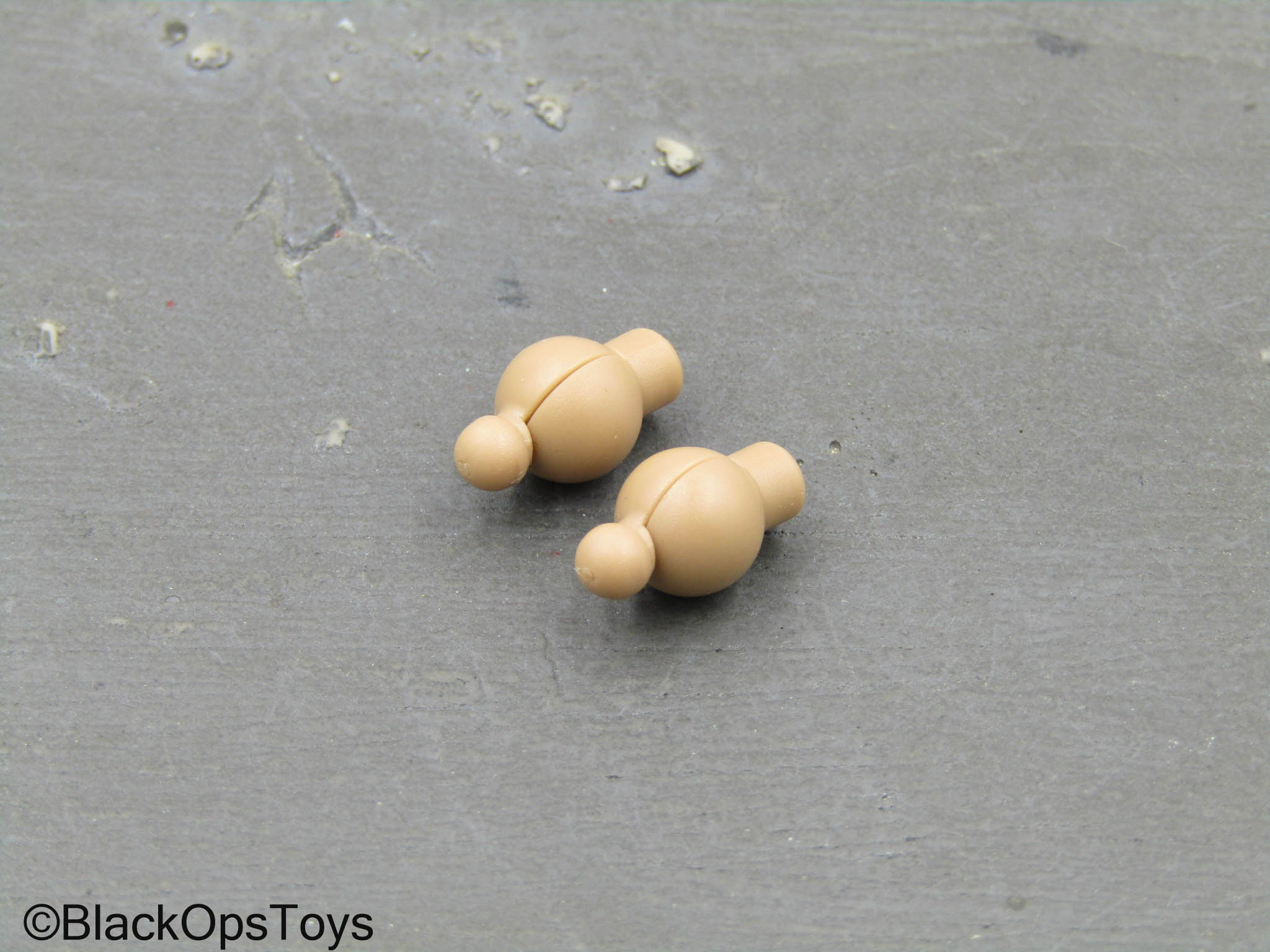 Den Of Thieves - Male BBK Wrist Pegs – BlackOpsToys