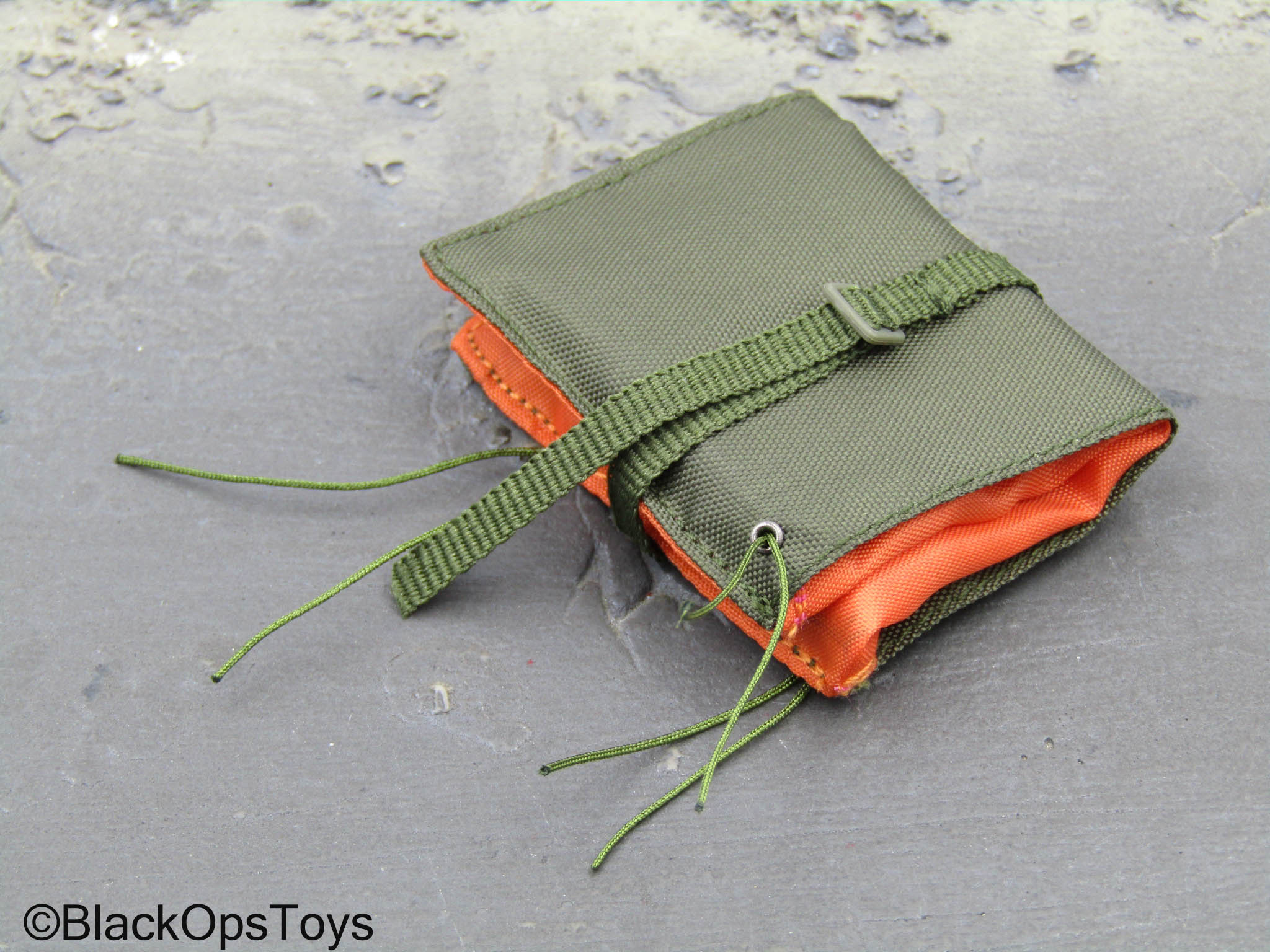 SMU CCT Tier 1 Op. - Signal Tarp – BlackOpsToys