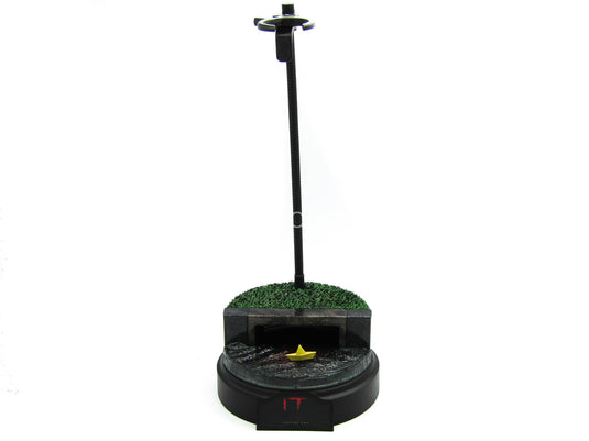 It Chapter 2 Pennywise - Base Figure Diorama Stand – BlackOpsToys