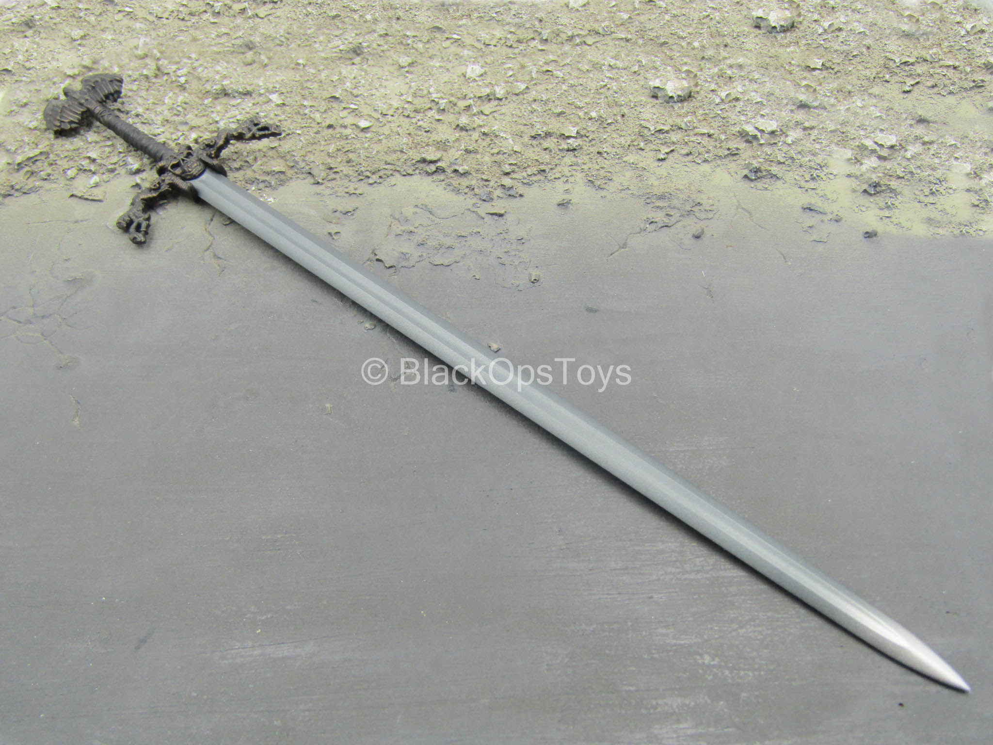 Kier - First Sword of Death - Large Sword w/Skull Detailed Handle ...