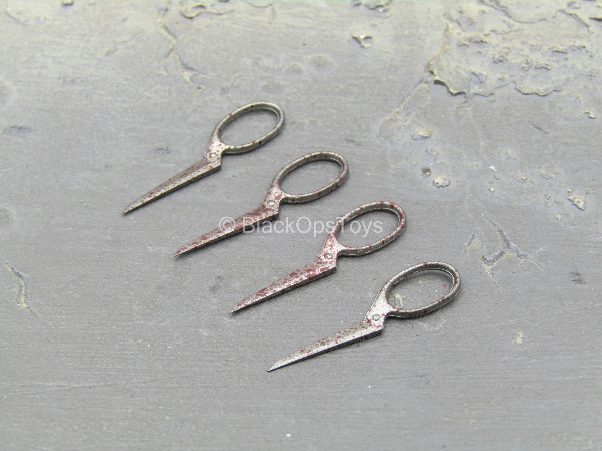 The Last Survivor II - Elli - Bloody Scissors Set – BlackOpsToys
