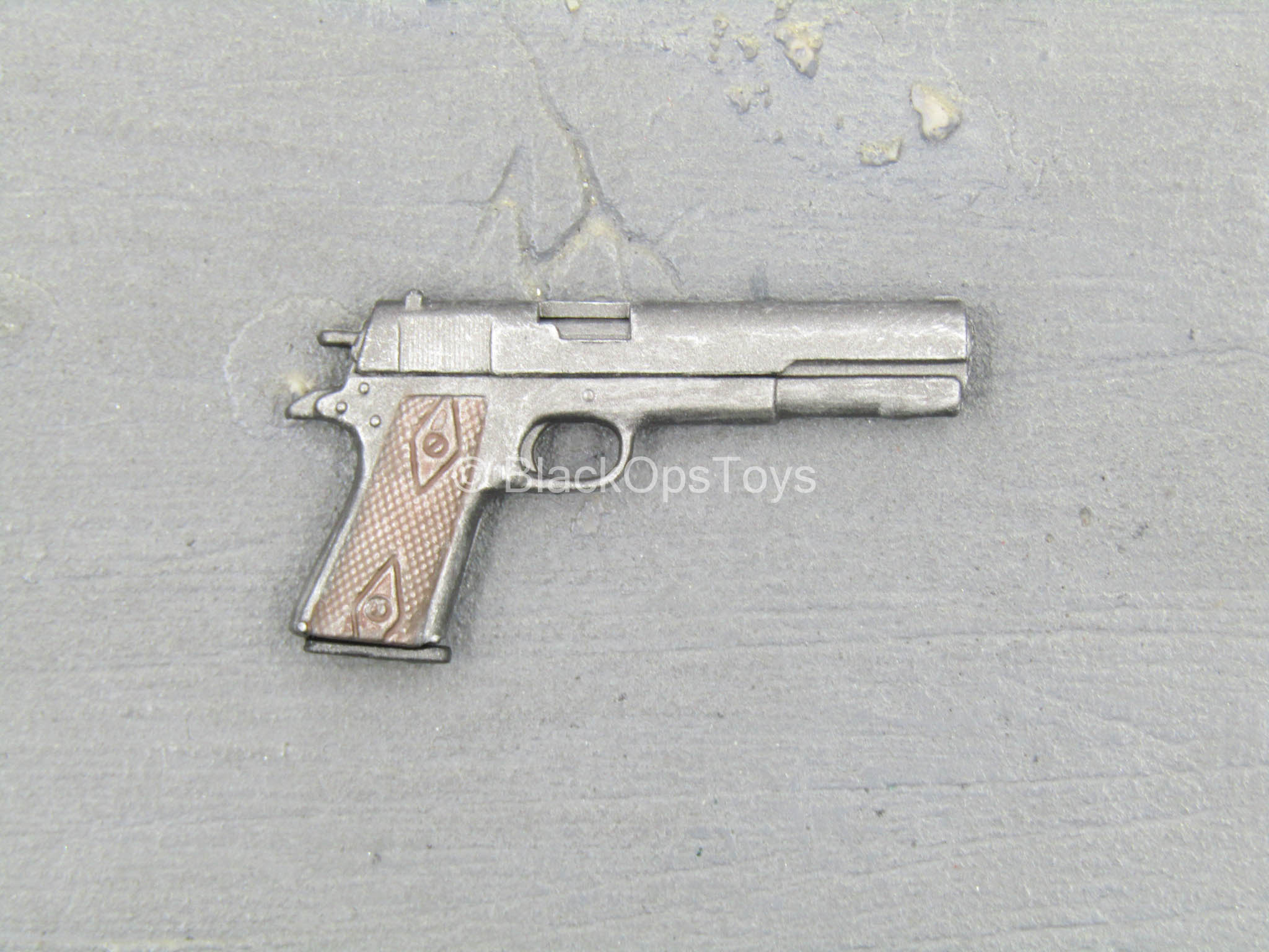 Terminator 2 - Sarah Connor - Weathered Long Slide 1911 Pistol ...
