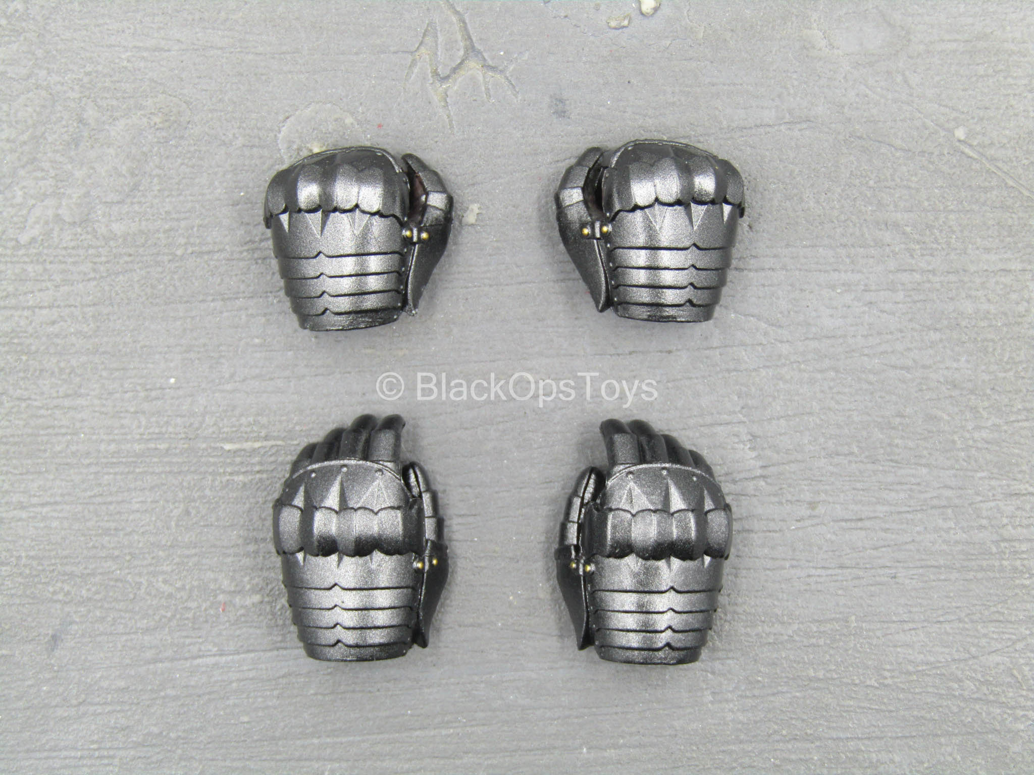 Guard Europa Black - Female Armored Gloved Hand Set – BlackOpsToys