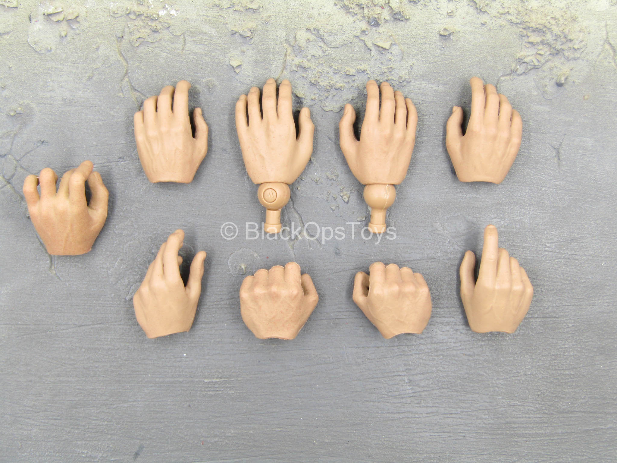 Middle-Aged Spider-Man - Male Hand Set – BlackOpsToys
