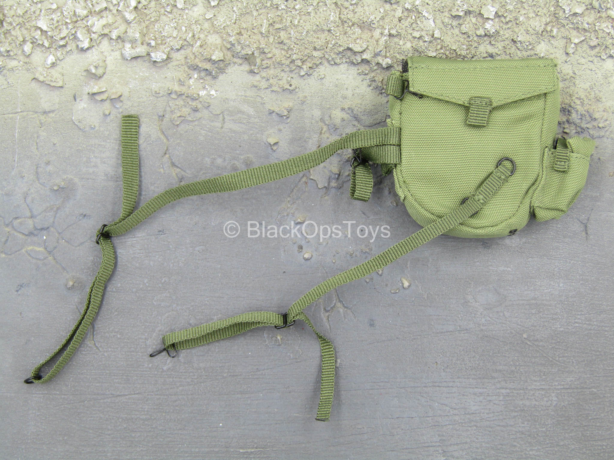 US Marine Gunnery Sergeant Crews - Gas Mask Pouch – BlackOpsToys