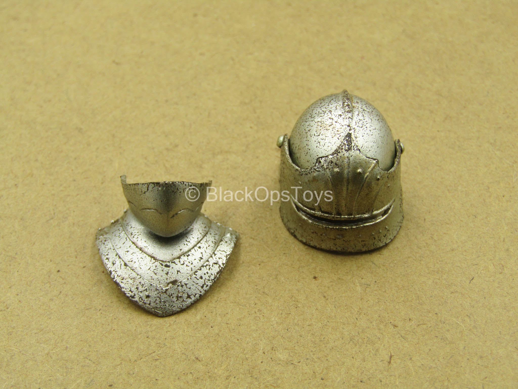 1/12 - Bodyguard Knights - Distressed Helmet – BlackOpsToys
