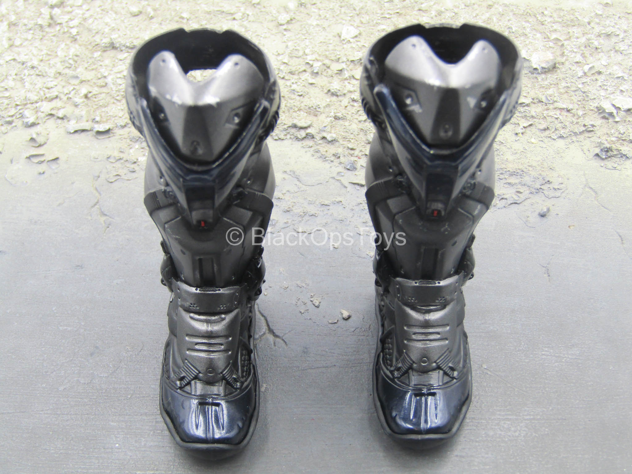 Arkham Knight - Batman Beyond - Pair of Boots (Peg Type) – BlackOpsToys