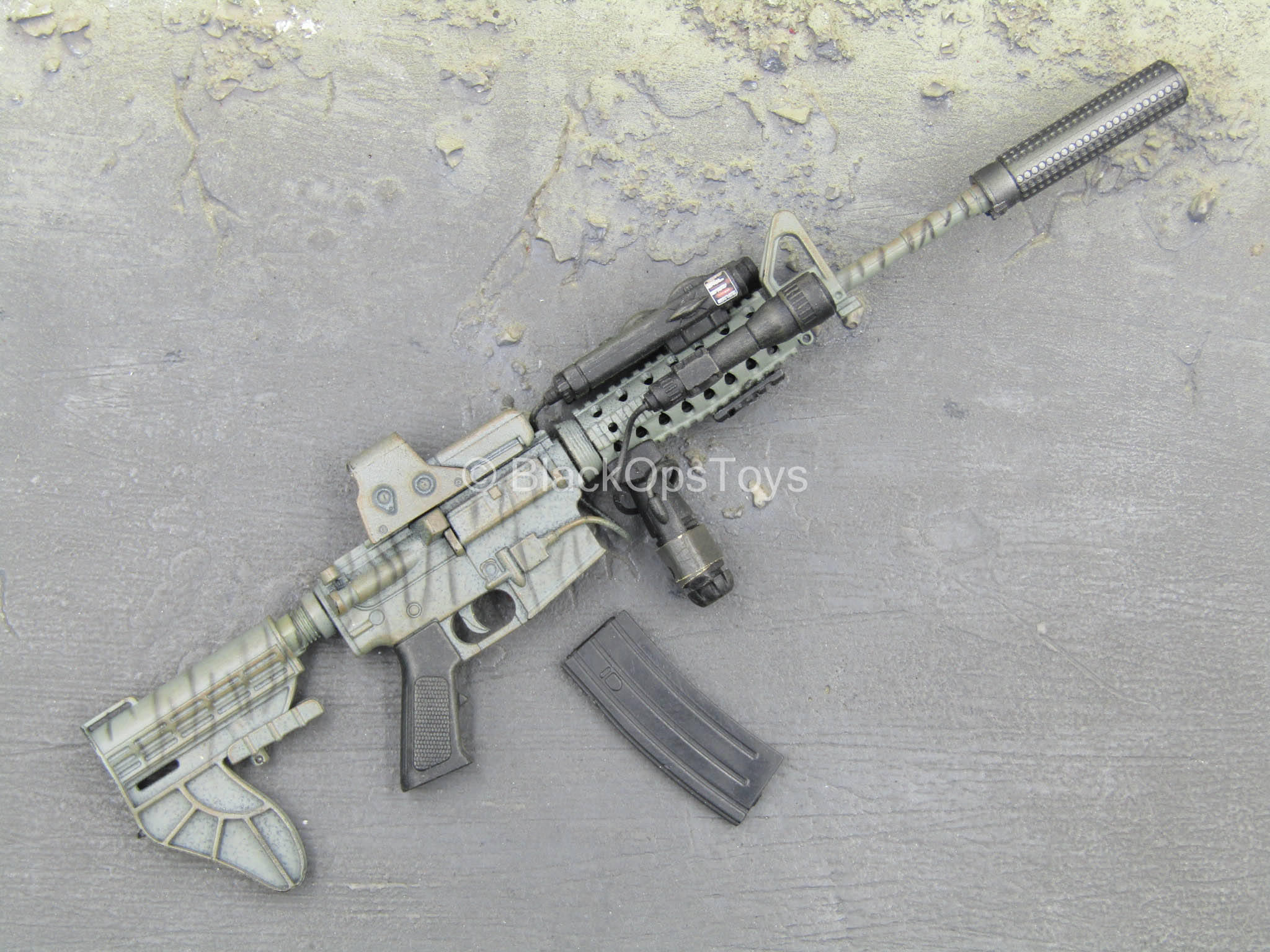 M4 Airsoft Gun With Attachments