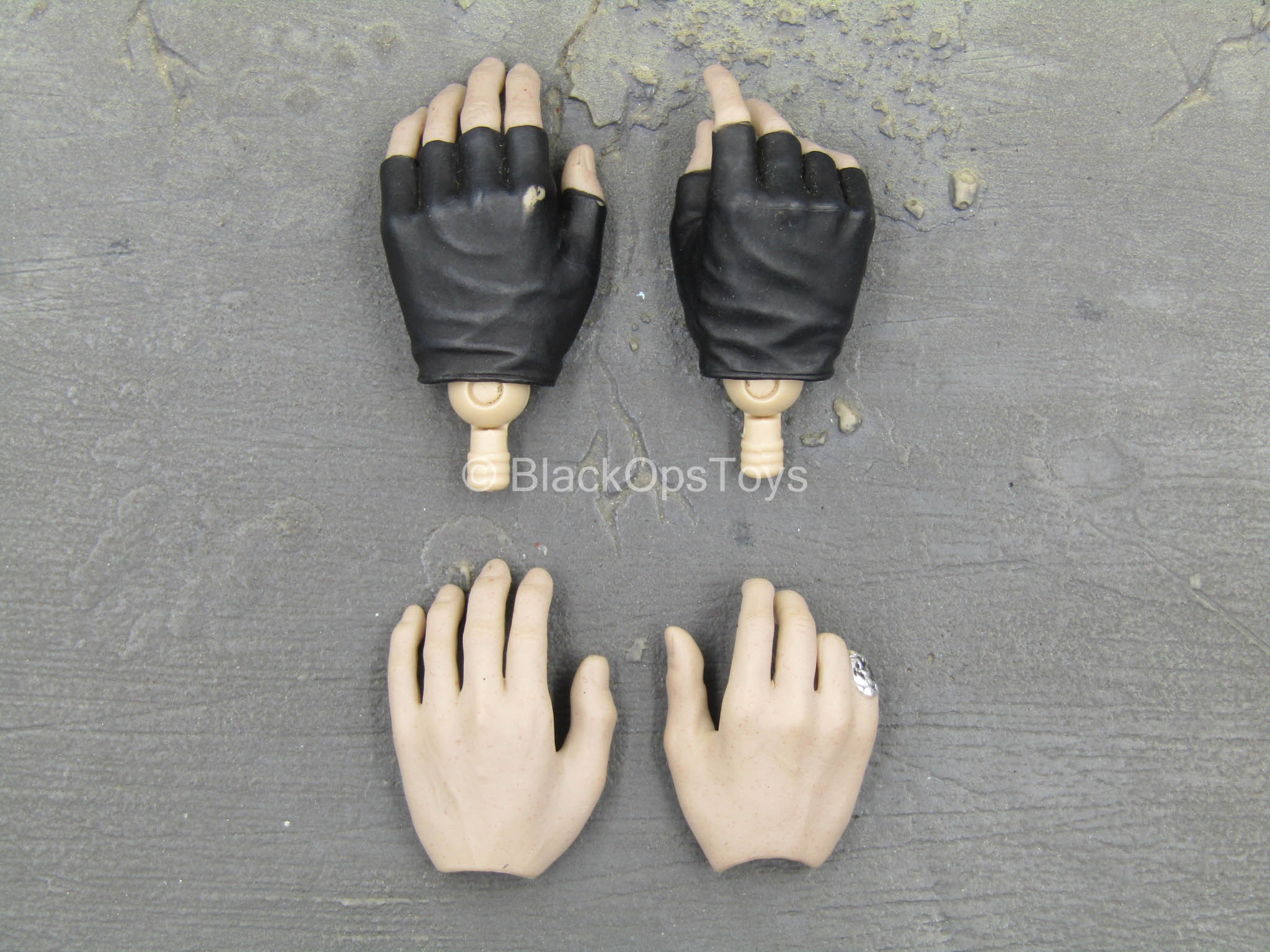 Sweeney Todd - Male Hand Set – BlackOpsToys