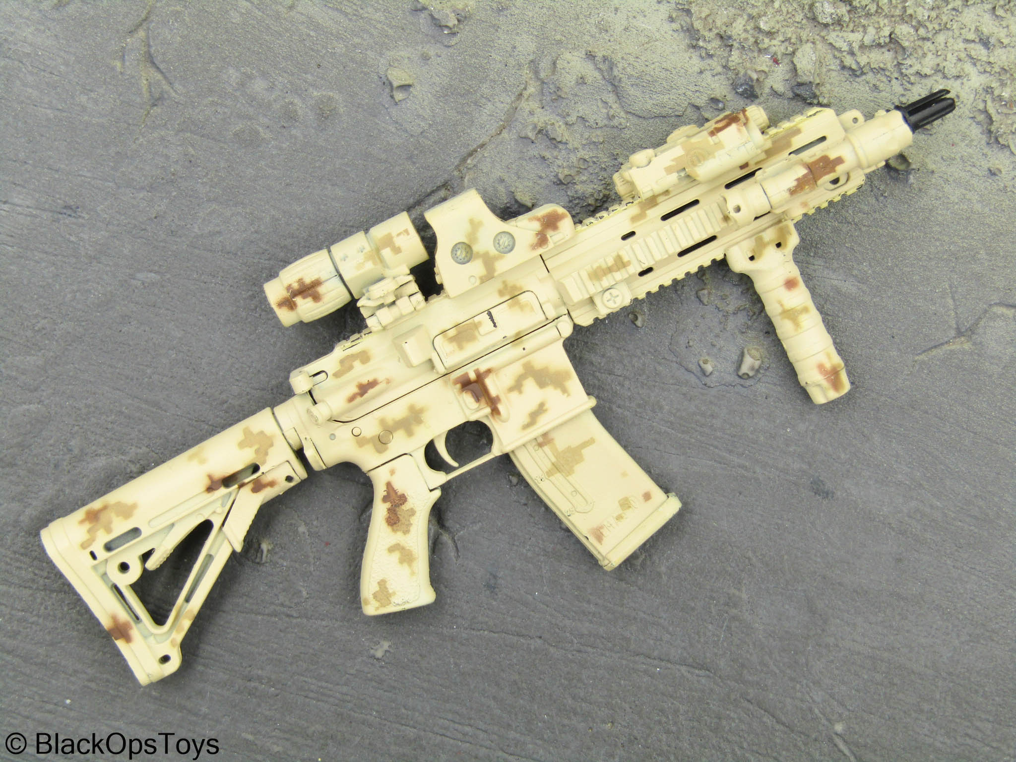 Desert Digital Camo Gun