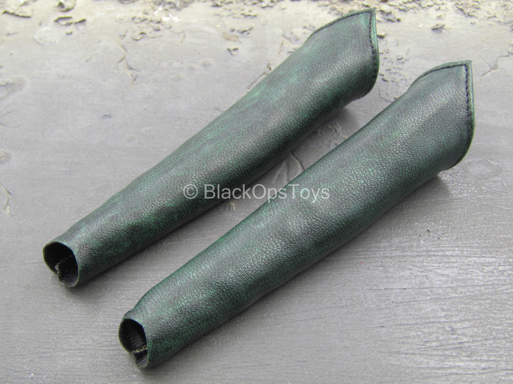 Dawn - Green Leather Like Leg Covers – BlackOpsToys
